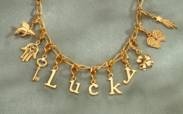 Lucky Charms to Tell Your Story: A Complete Guide to Good Luck Jewelle ...